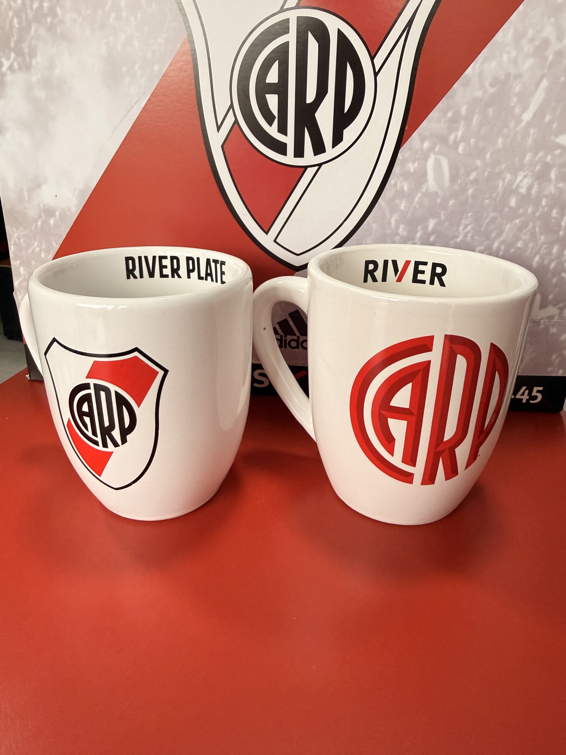 Tazas de Cerámica con Caja – River Plate – Locos X River Formosa